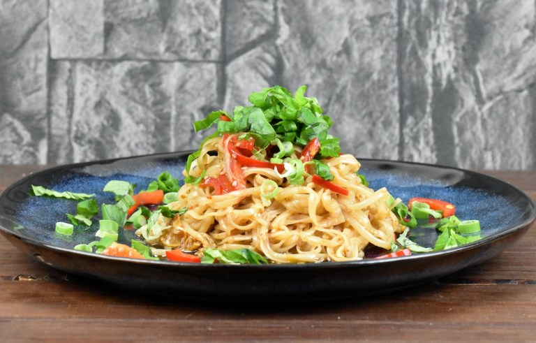 Thai-Suppe mit Kokosmilch und Zitronengras | Zimt & Chili